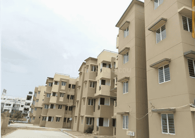 1 RK 400 Sqft Flat for sale at Moraiya, Ahmedabad | Property ID - 12592850