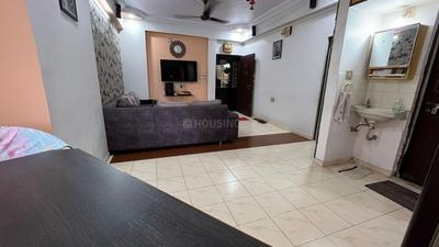 990 Sqft 2 BHK Flat for sale in Shree Radha Mandir Tower | Maninagar ...