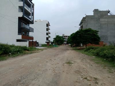 Hansaflon Buildcon Capital Central Market in Sector 79, Faridabad ...