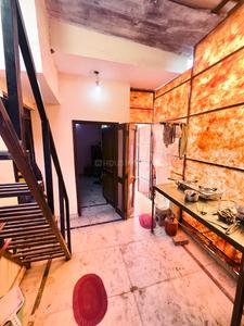 1 RK Independent Floor for rent in Sector 24 Rohini, New Delhi - 300 ...