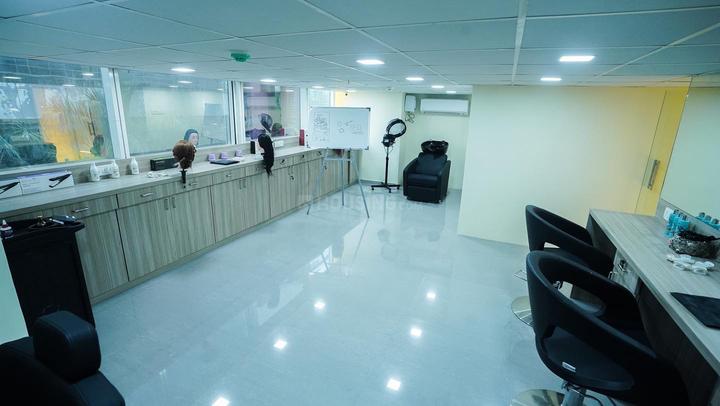 Ready to use Office Space in Lower Parel, Mumbai