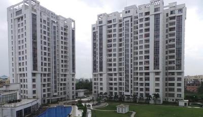 2100 Sqft 4 BHK Flat for sale in Sureka Sunrise Greens | Deshbandhu ...