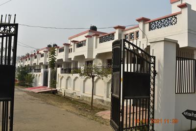 2600 Sqft Residential Plot for sale in Manas Enclave | Indira Nagar ...